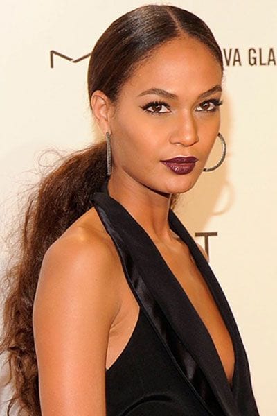 long curly low pony - Theunstitchd Women's Fashion Blog