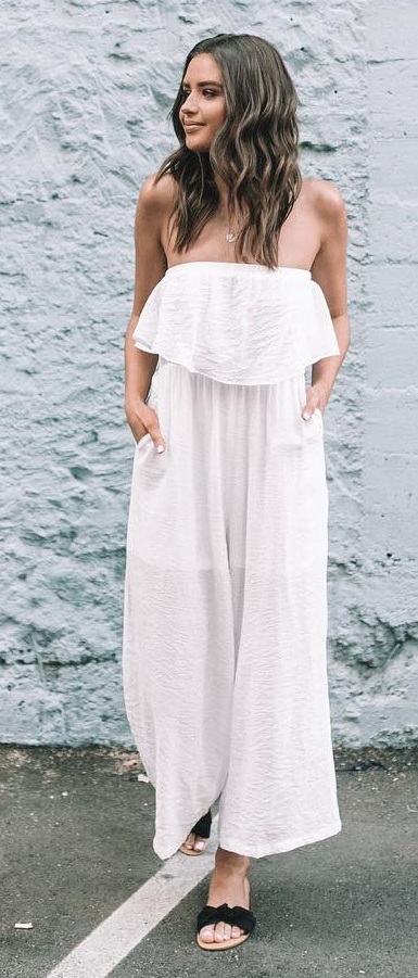 10 Chic White Outfits for Summer - Theunstitchd Women's Fashion Blog