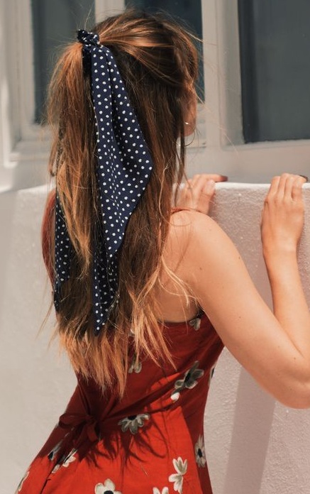 10 Pretty Ways to Style A Bandana in Hair - Theunstitchd Women's ...