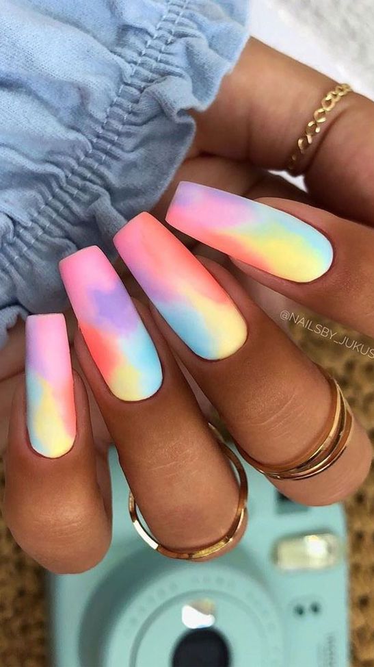 Pretty Rainbow Color Nail Art To Flaunt - Theunstitchd Women's Fashion Blog